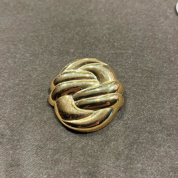 Vintage | Jewelry | Vintage Gold Tone Knot Design Scarf Clip | Poshmark